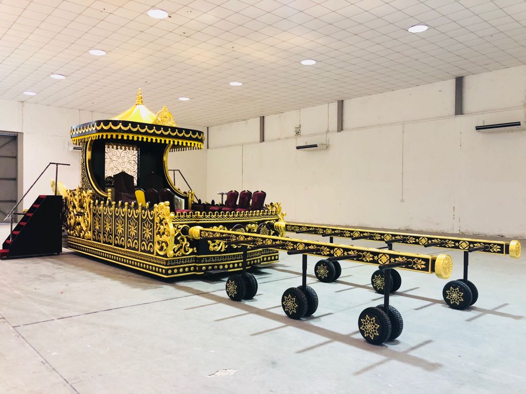 Construction of Royal Carriage for HM - GR Technic